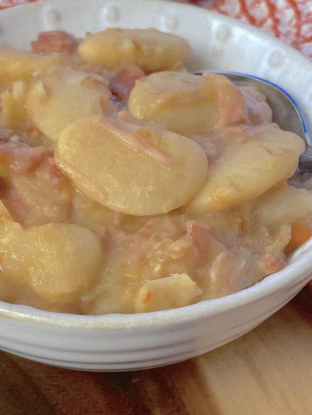 Southern Butter Beans Recipe (Lima Beans) - Southern Bytes