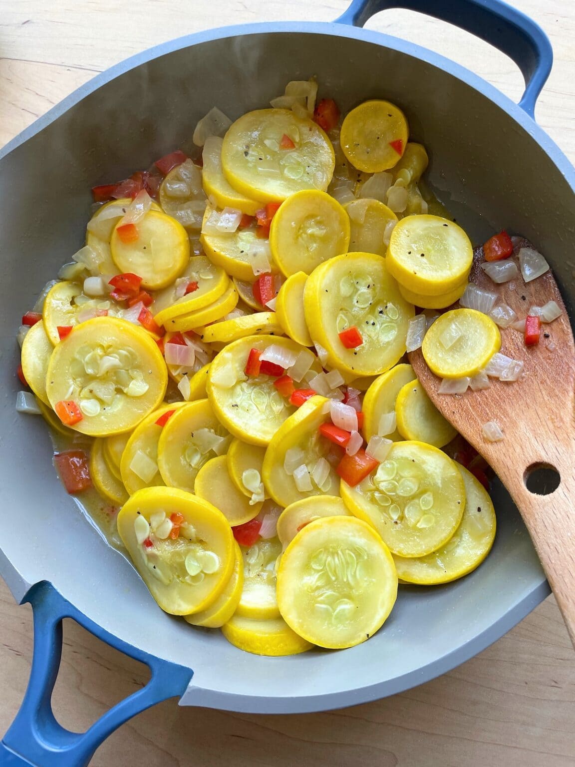Buttery Yellow Squash and Onions - Southern Bytes